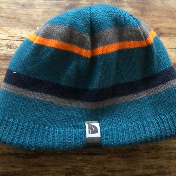 The North Face | Accessories | North Face Reversible Winter Knit Hat ...